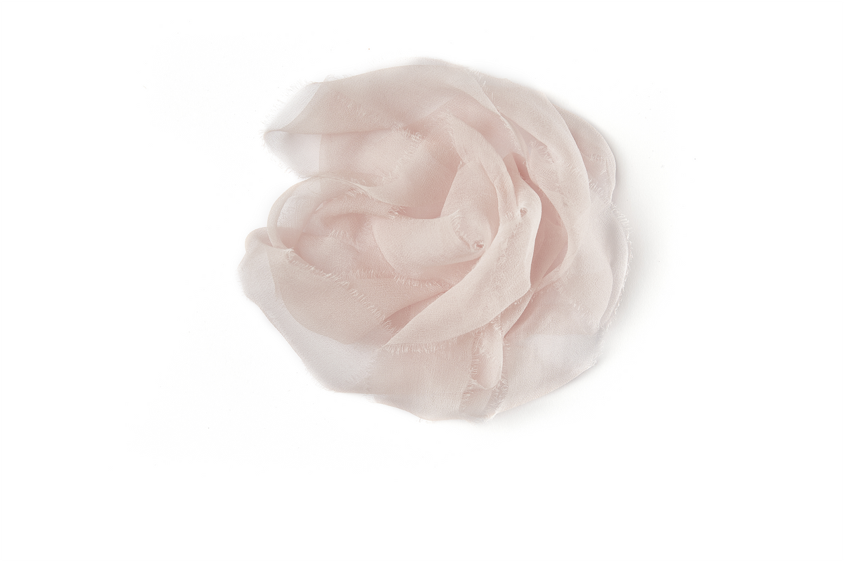 Gossamer Ribbon in Blush - شريط طونو و كو | BLUMEN Floral Art and Design