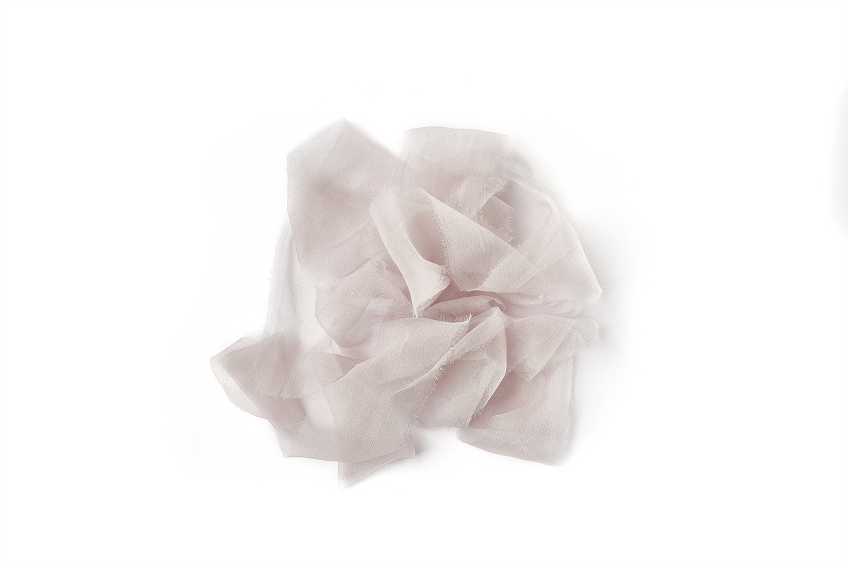 Gossamer Ribbon in Lilac - شريط طونو و كو | BLUMEN Floral Art and Design