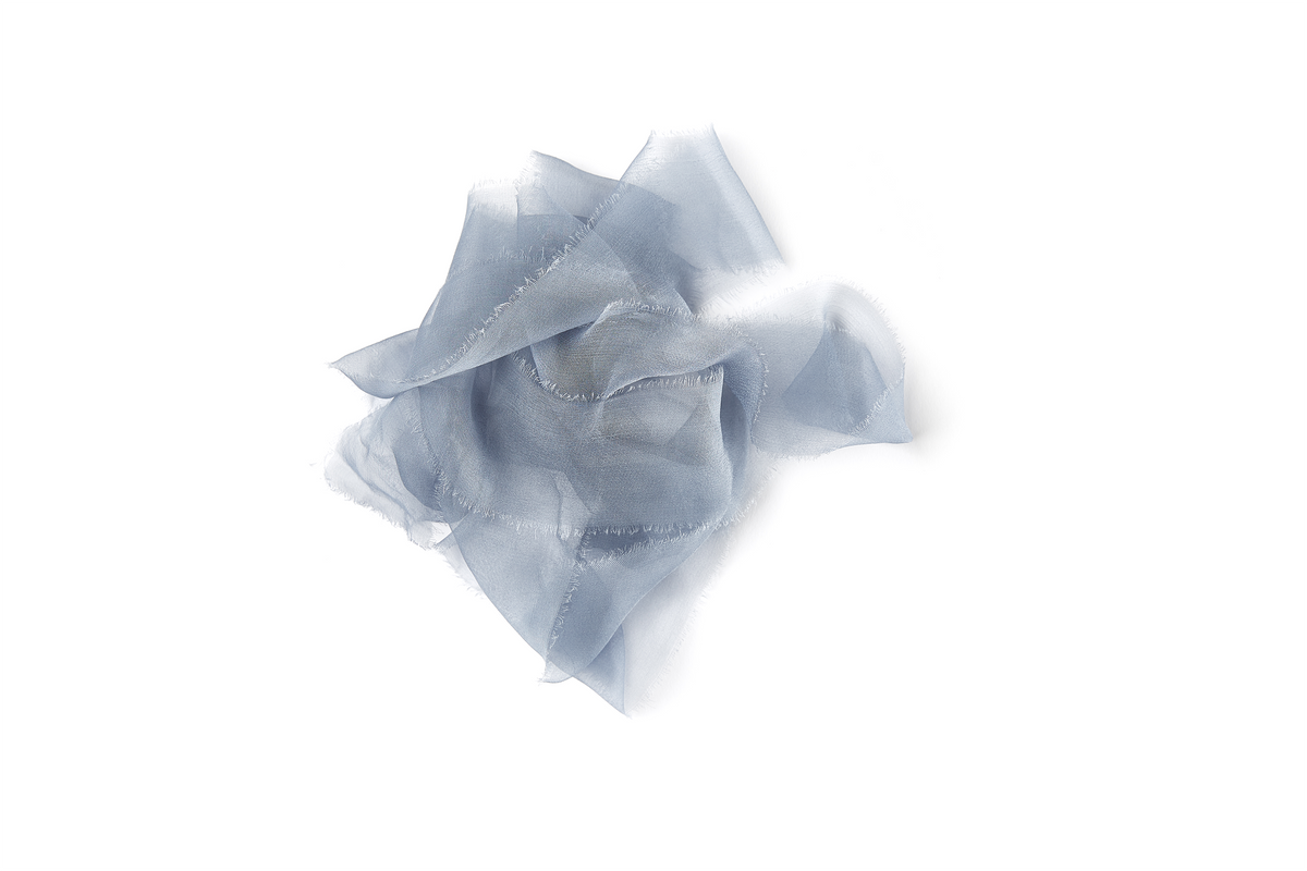 Gossamer Ribbon in Sea - شريط طونو و كو | BLUMEN Floral Art and Design